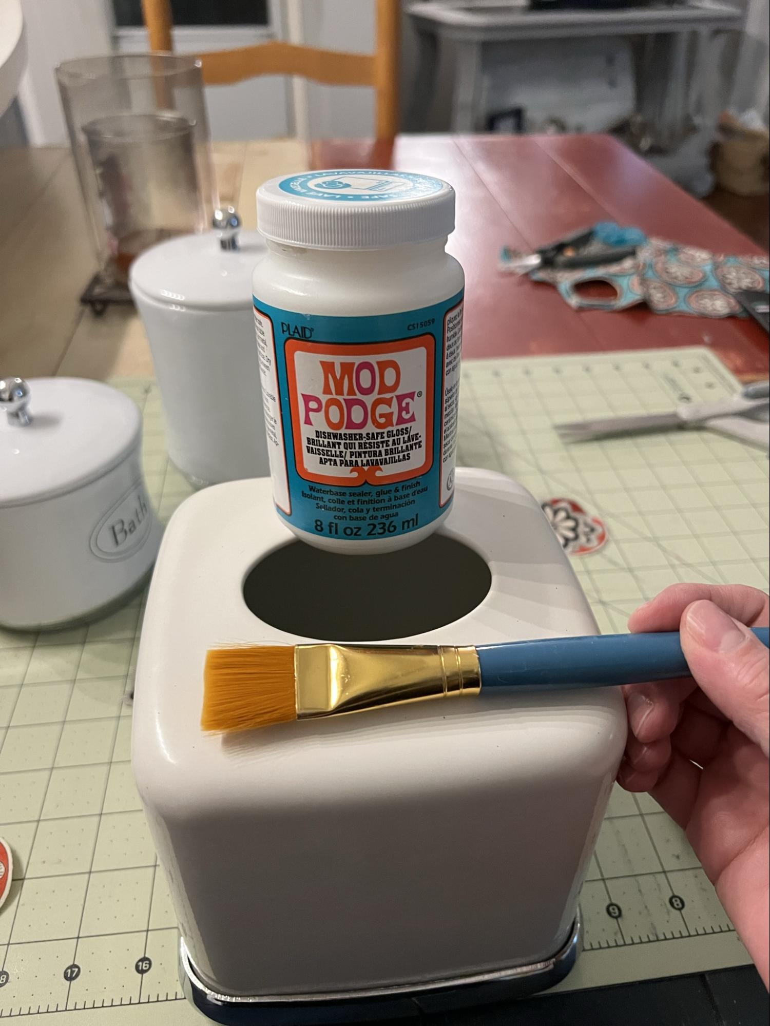 How to Upcycle old Ceramic Bathroom Containers – Seaside Resurrections