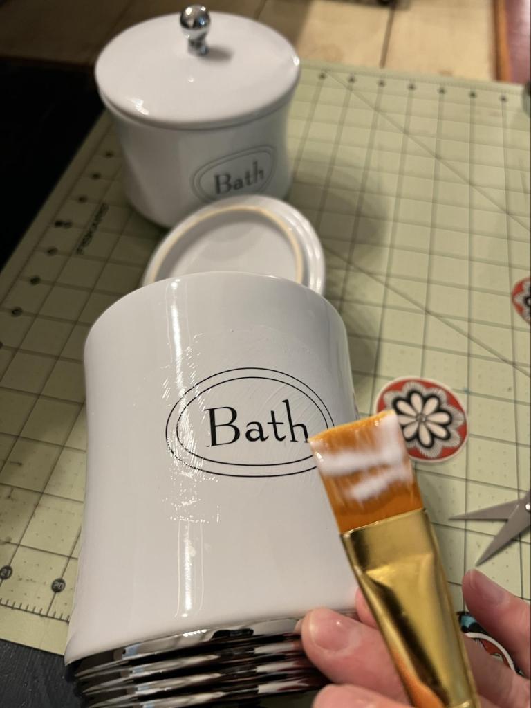 How to Upcycle old Ceramic Bathroom Containers – Seaside Resurrections